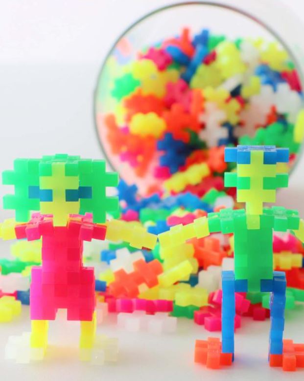 BLOC PLUS PLUS - BOÎTE DE RANGEMENT - MÉLANGE DE 2400 PIÈCES ...