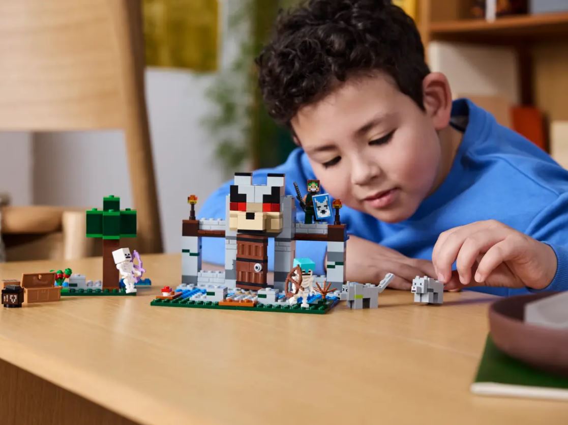LEGO MINECRAFT - LE FORT DES LOUP #21261 - LEGO / Minecraft