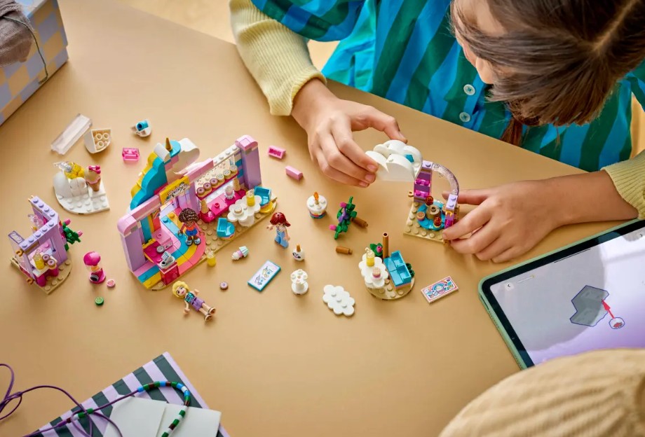 LEGO FRIENDS - LE CAFÉ LICORNE DE RÊVE #42684 (0126) - LEGO / Friends