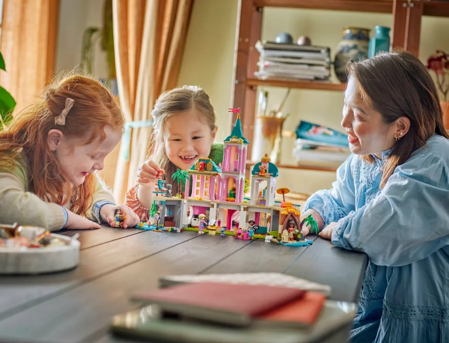 LEGO DISNEY PRINCESS - LE CHÂTEAU DES PRINCESSES ET LES ANIMAUX ROYAUX ...