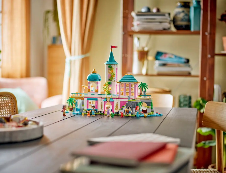 LEGO DISNEY PRINCESS - LE CHÂTEAU DES PRINCESSES ET LES ANIMAUX ROYAUX ...