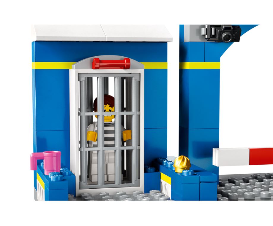 LEGO CITY - LA POURSUITE AU POSTE DE POLICE #60370 - LEGO / City