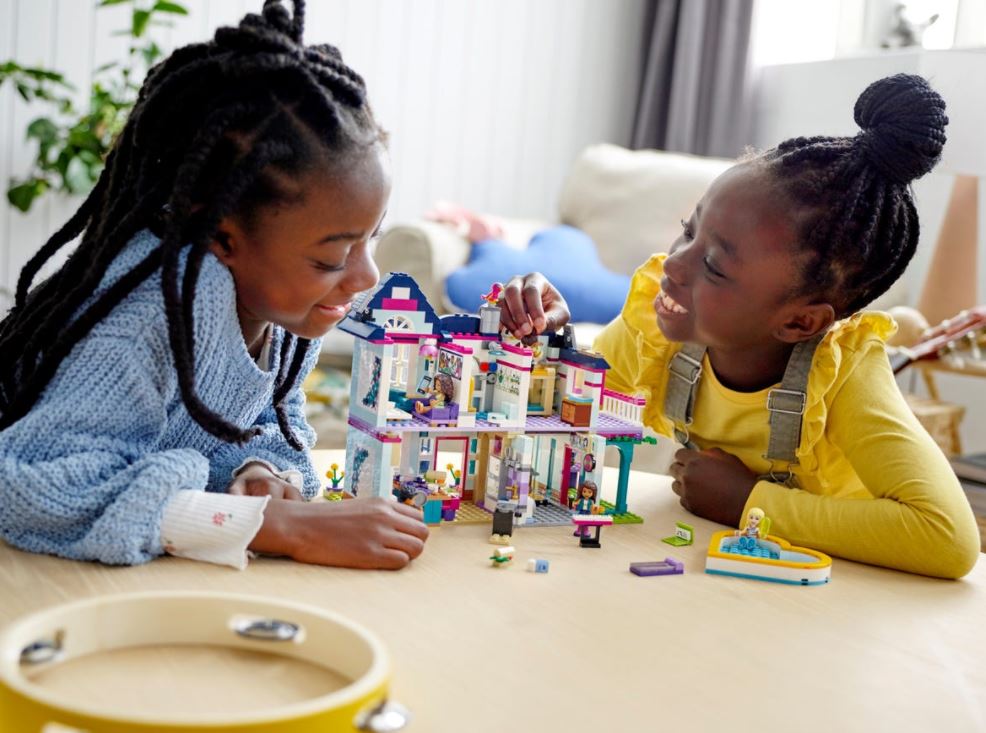 LEGO FRIENDS - LA MAISON FAMILIALE D'ANDRÉA #41449 - LEGO / Friends