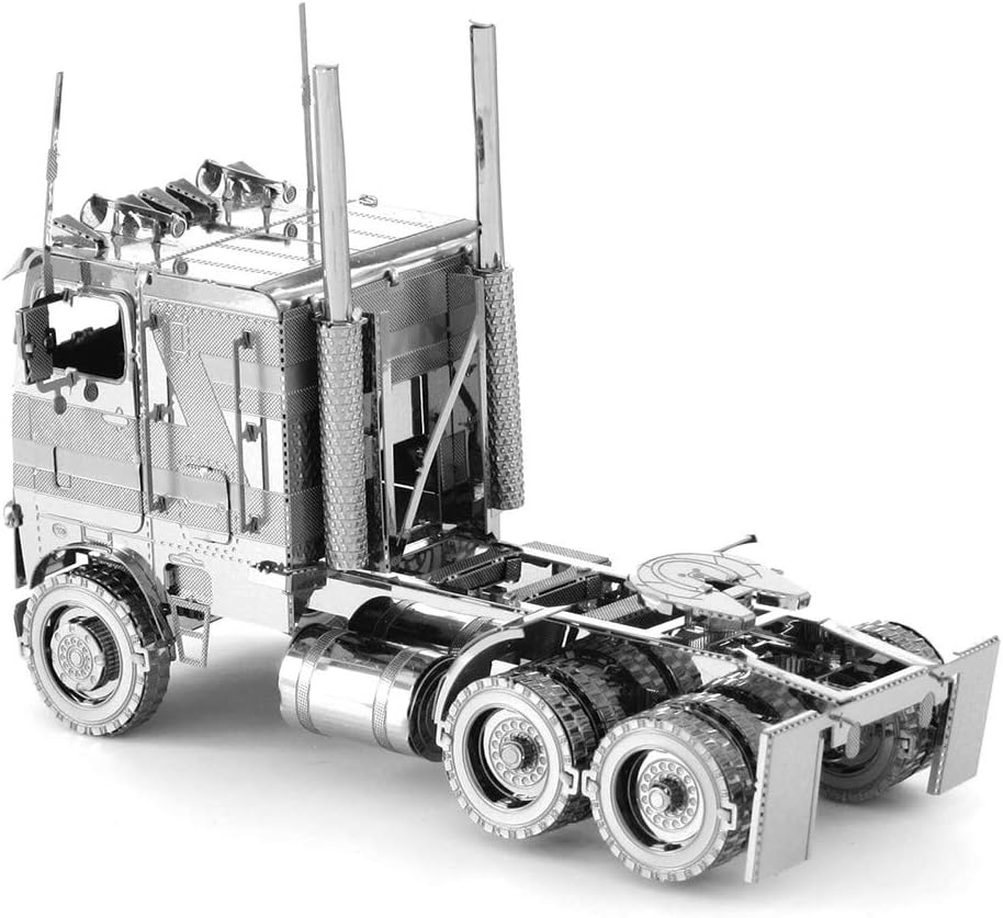 METAL EARTH - FREIGHTLINER - CONSTRUCTION / Métal Earth