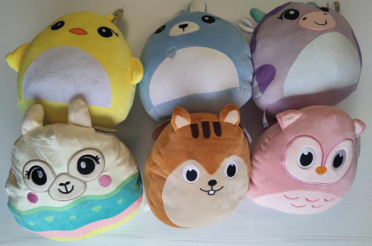 PELUCHE SQUISHMALLOWS - SMOOSHY FRIENDS SÉRIE 2 - 30CM ASST - PELUCHES ...