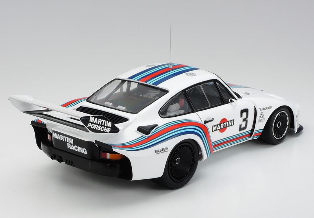 MODÈLE À COLLER - PORSCHE 935 MARTINI 1/20 NIVEAU 5 - BRICOLAGE ...