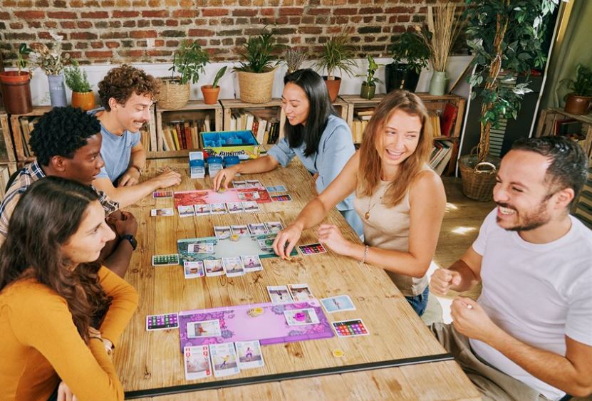 JEU CHALLENGERS (FR) - JEUX DE SOCIÉTÉ / Adultes (général)